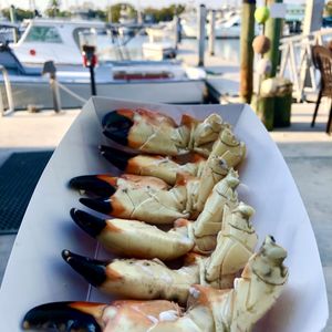 NUM-THAI & SUSHI BAR RESTAURANT - 265 Photos & 258 Reviews - Sushi Bars ...