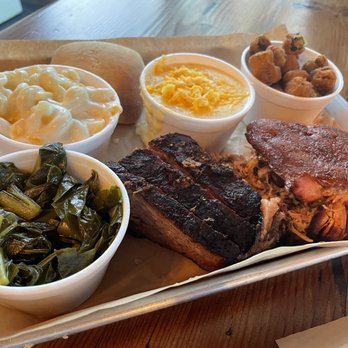THE SMOKIN PIG - Updated November 2024 - 39 Photos & 72 Reviews - 1696 ...