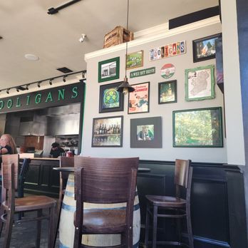 HOOLIGANS BAR AND BISTRO - Updated November 2025 - 37 Photos & 31 Reviews - 628 Plumas St, Yuba ...