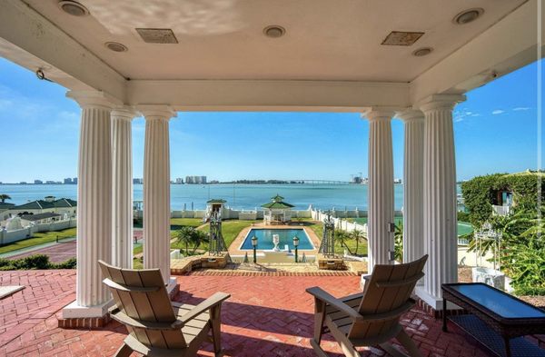 THE ULTIMATE WATERFRONT COMPOUND - Updated March 2025 - 802 Druid Rd S ...