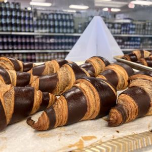 LASSAK MARKET & DELI - Updated September 2025 - 15 Photos & 32 Reviews ...