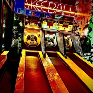 BANDWAGON BINGO HALL - Updated November 2024 - 11 Photos - 2151 Lemay ...