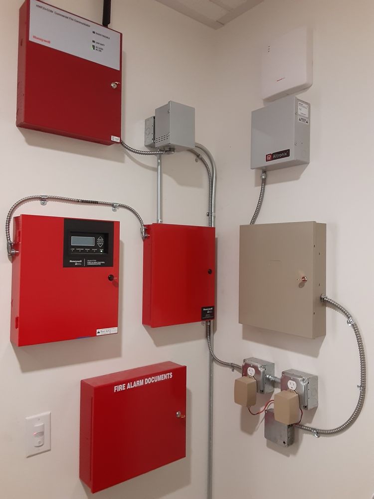 SECURITY FIRST ALARM LLC - Updated June 2024 - 29 Reviews - 515 NW ...