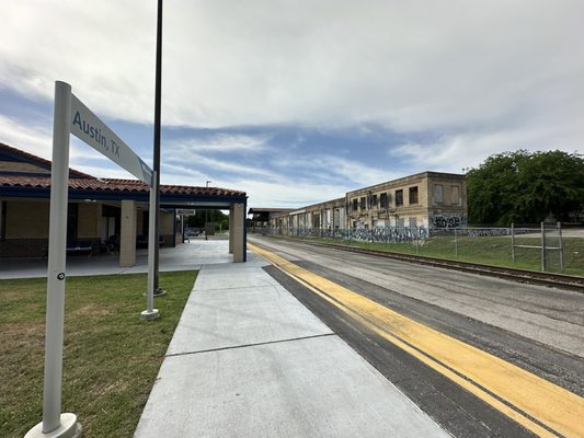 AMTRAK - Updated November 2024 - 48 Photos & 49 Reviews - 250 N Lamar ...