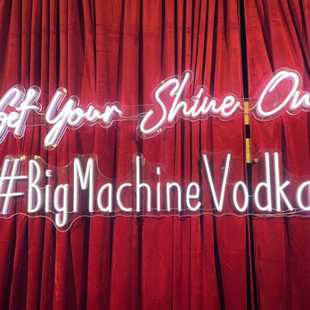 BIG MACHINE BREWERY & DISTILLERY - Updated August 2024 - 140 Photos ...