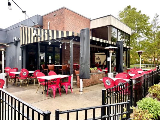 MAX BURGER - Updated June 2024 - 632 Photos & 775 Reviews - 124 LaSalle ...