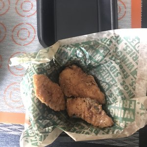 WINGSTOP - 123 Photos & 354 Reviews - 212 E Sepulveda Blvd, Carson ...