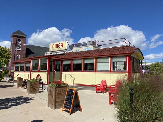 SWAN STREET DINER - 409 Photos & 241 Reviews - Diners - 700 Swan St ...
