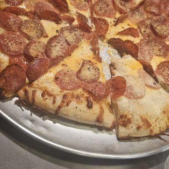 MACKENZIE RIVER PIZZA CO. - Updated December 2025 - 114 Photos & 154 ...