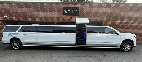 SKYHAWK LIMOUSINE - Updated March 2026 - 34 Photos & 36 Reviews - 1334 ...