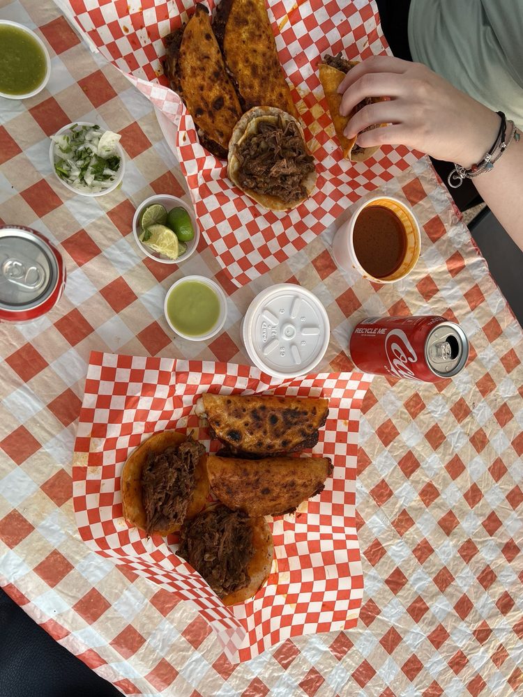 YOYO’S TACOS - Updated July 2025 - 10 Photos - 350 N Freedom Blvd ...