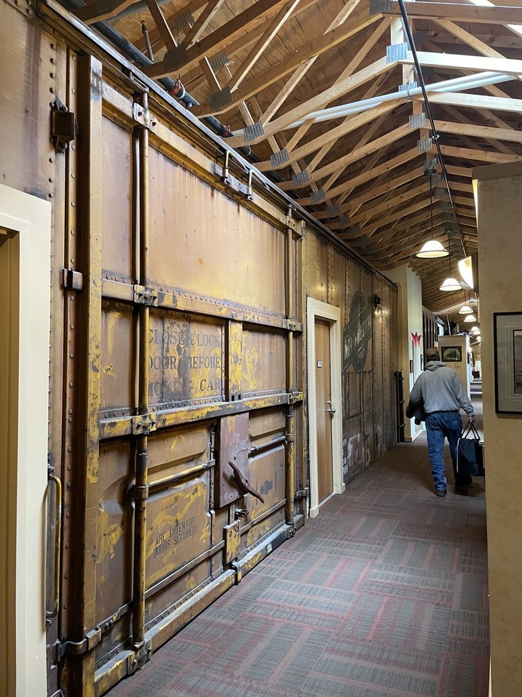 NORTHERN RAIL TRAINCAR INN - Updated January 2026 - 40 Photos & 30 ...