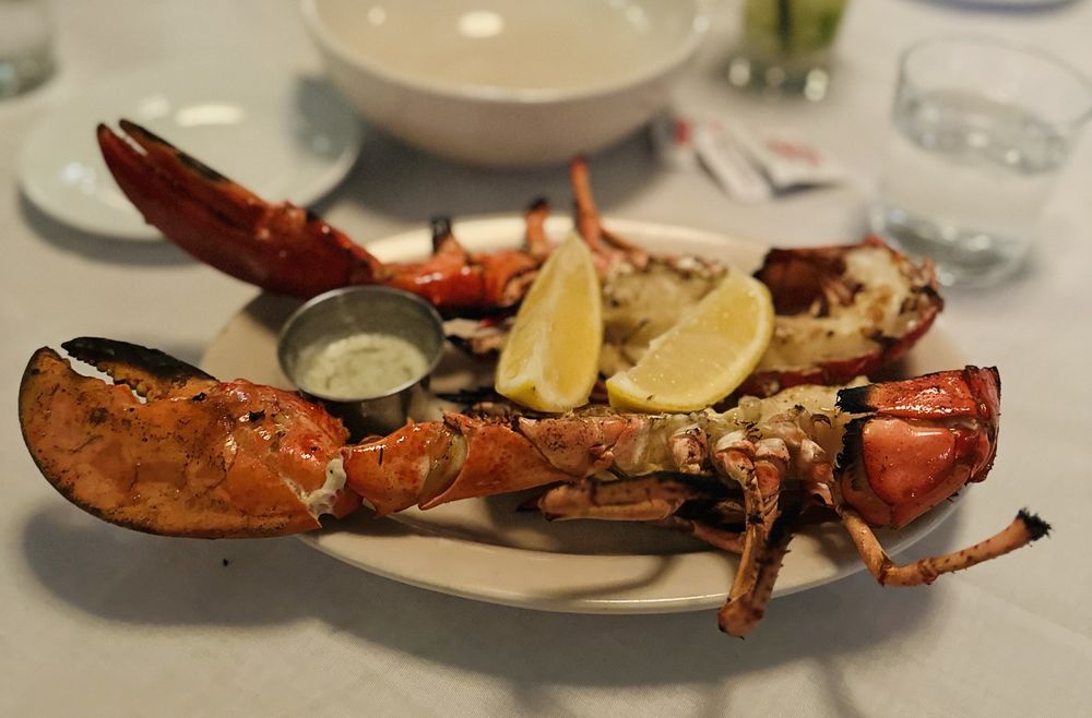 SCALES & SHELLS - Updated September 2025 - 254 Photos & 413 Reviews ...