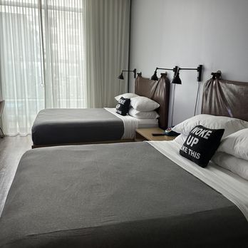 MOXY ATLANTA MIDTOWN - Updated July 2025 - 427 Photos & 101 Reviews ...