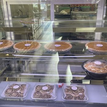 SWEET VALENTINE BAKERY - Updated March 2025 - 196 Photos & 142 Reviews ...