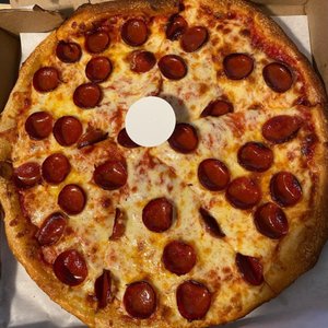 LAKE VIEW CORNER STORE & PIZZERIA - Updated October 2025 - 11 Photos ...