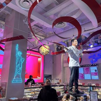 CARLO’S BAKE SHOP - Updated September 2025 - 215 Photos & 52 Reviews ...