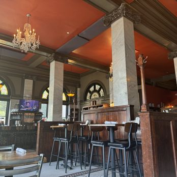 SOUTH KITCHEN + BAR - Updated October 2025 - 453 Photos & 489 Reviews ...