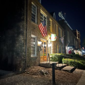 THE GRIFFON - Updated December 2025 - 671 Photos & 581 Reviews - 18 ...