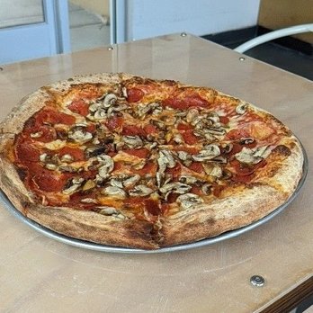 PIZZA CENTRO SOUTHSIDE - Updated December 2025 - 33 Photos & 68 Reviews ...