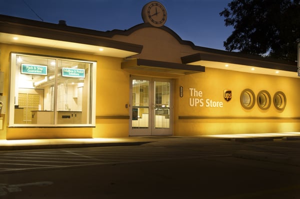 THE UPS STORE - Updated May 2026 - 31 Photos & 57 Reviews - 1101 W 34th ...