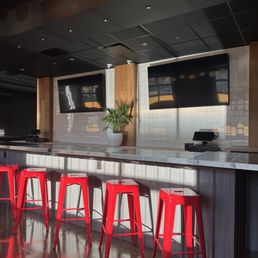 CHICK’N OUT - Updated November 2025 - 211 Photos & 98 Reviews - 37 ...