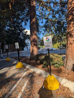 GOOGLE STORE - Updated October 2025 - 54 Photos & 20 Reviews - 2000 N ...