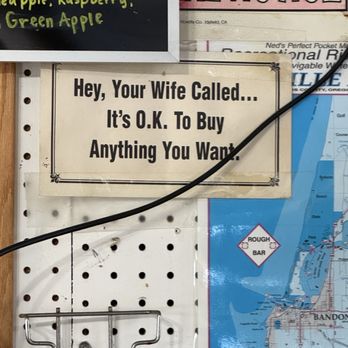 BANDON BAIT - Updated July 2025 - 81 Photos & 97 Reviews - 110 1st St ...