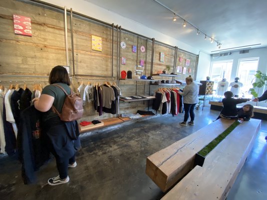 CUKUI CLOTHING & ART GALLERY - 108 Photos & 82 Reviews - 229 Jackson St ...