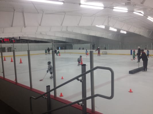 LILY LAKE ICE ARENA & RECREATION CENTER - Updated August 2025 - 1208 ...