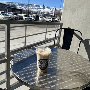 MAIN VEIN COFFEE - Updated November 2024 - 59 Photos & 35 Reviews - 299 ...