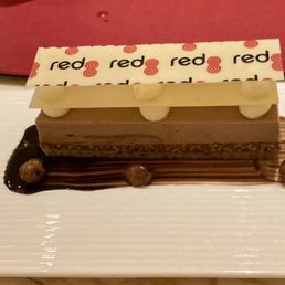 RED 8 - Updated October 2025 - 523 Photos & 176 Reviews - 1 Broadway ...