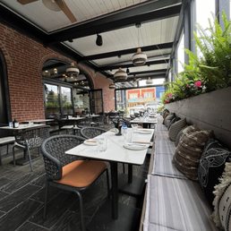 MEZES - Updated December 2025 - 391 Photos & 292 Reviews - 456 Danforth ...