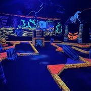 MONSTER MINI GOLF - 94 Photos & 65 Reviews - Mini Golf - 194 US 46 E ...