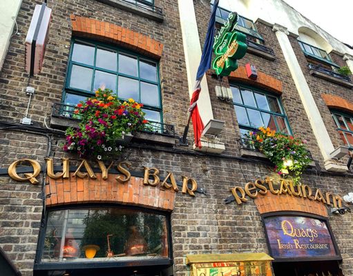 THE QUAYS IRISH RESTAURANT - 255 Photos & 158 Reviews - Irish - 10-12 ...