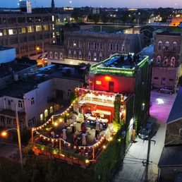 SHAKERS CIGAR BAR - Updated October 2025 - 296 Photos & 272 Reviews ...