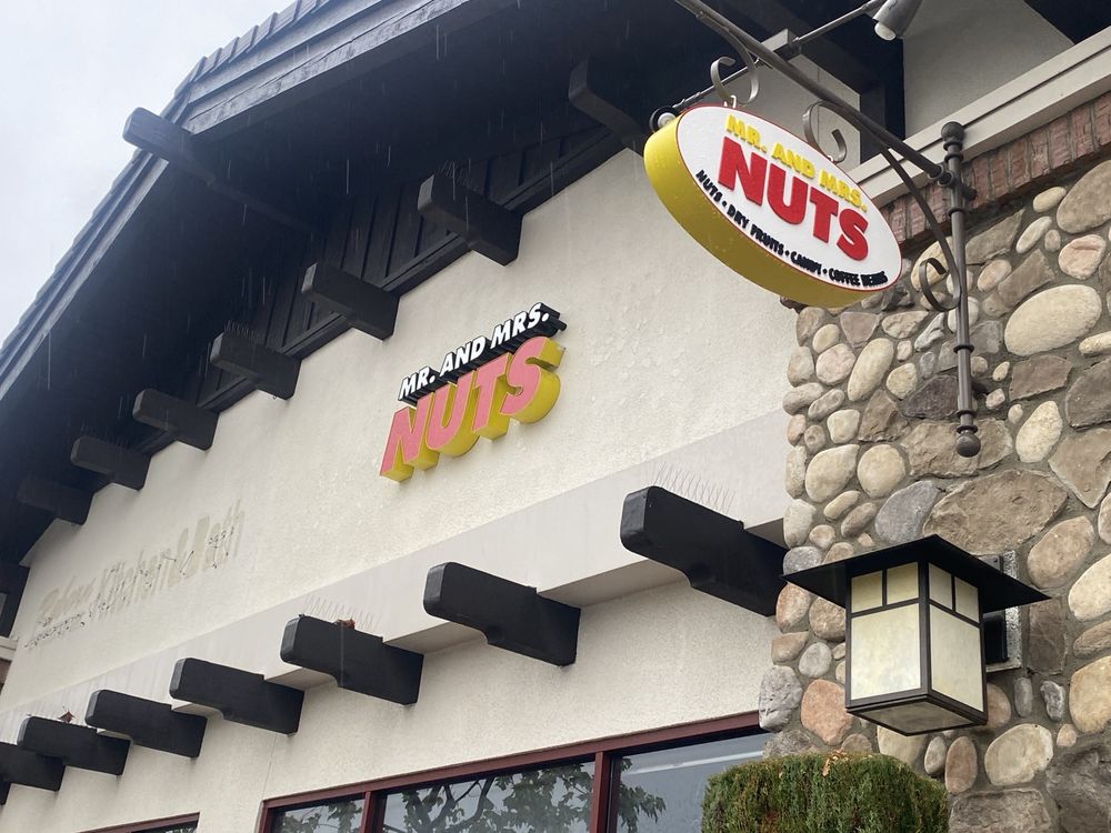 MR AND MRS NUTS - Updated May 2026 - 23626 El Toro Rd, Lake Forest ...