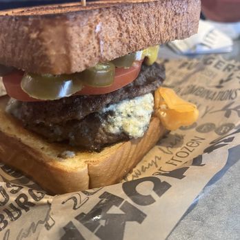 STACK’D BURGERS & BEER - OAKLAND - Updated September 2024 - 253 Photos ...