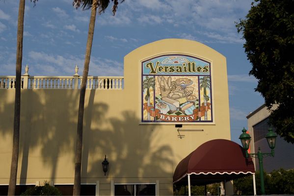 VERSAILLES BAKERY - Updated December 2025 - 1015 Photos & 477 Reviews ...