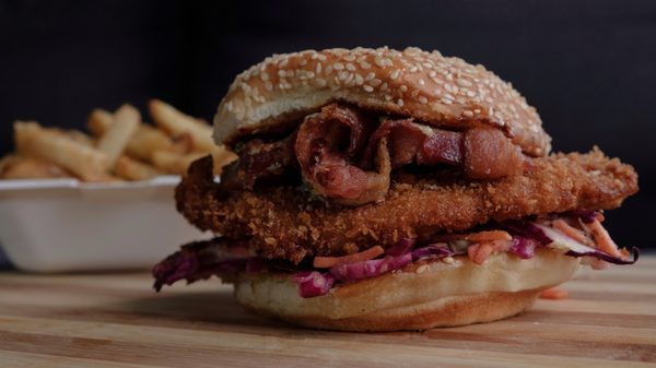 FOX BURGER - Updated September 2025 - 78 Photos & 76 Reviews - 6423 112 ...