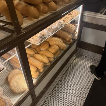 D’AMATO’S BAKERY - Updated April 2025 - 639 Photos & 618 Reviews - 1124 ...