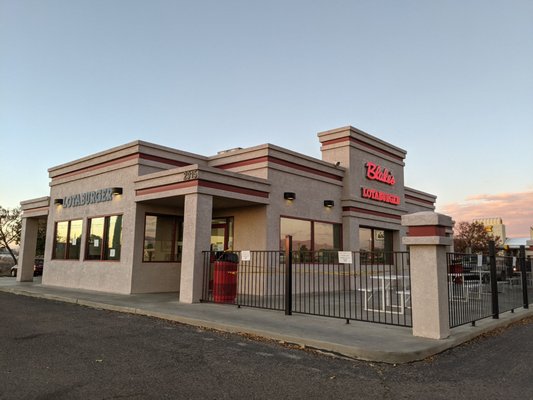 BLAKE’S LOTABURGER - Updated November 2024 - 44 Photos & 38 Reviews ...