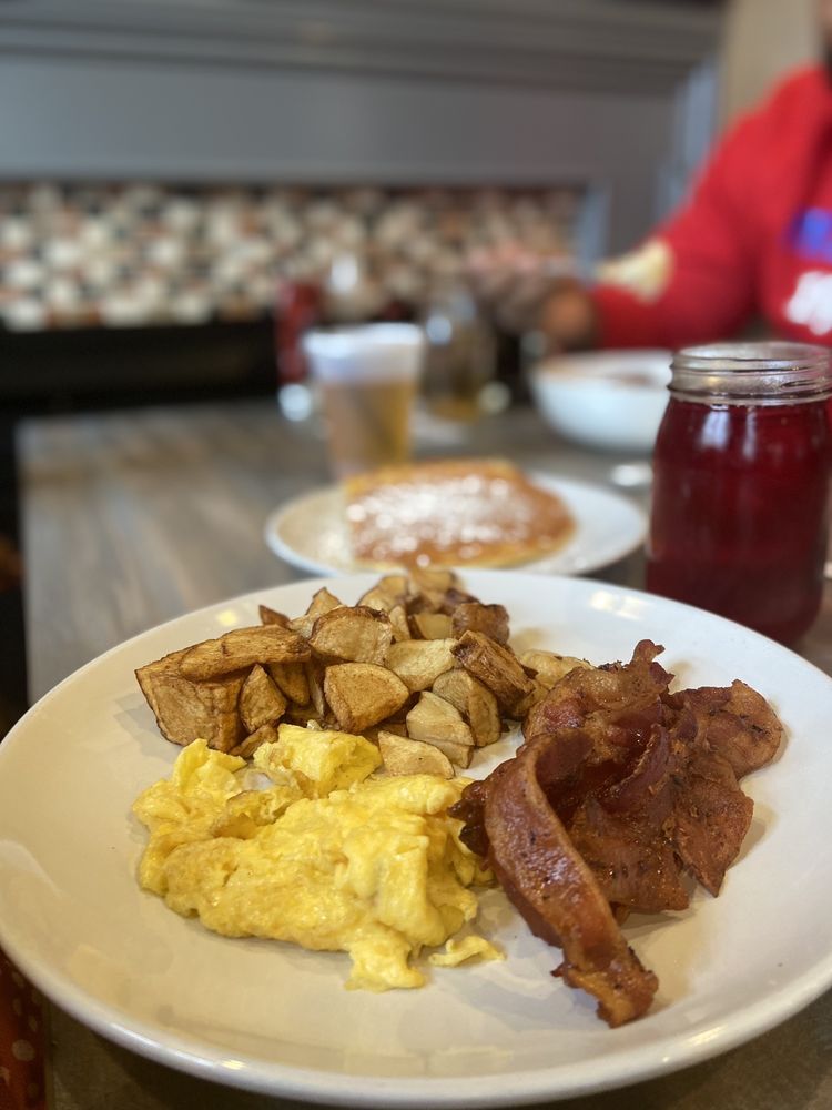 WEST AVE GRILLE JENKINTOWN RESTAURANT AND FOOD TRUCK - Updated October ...