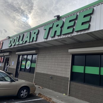 DOLLAR TREE - Updated March 2025 - 711 Broad St, Providence, Rhode ...