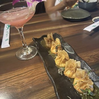 DRAGONFLY ROBATA GRILL & SUSHI - Updated October 2024 - 2639 Photos ...