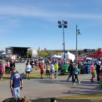 ROCK N ROLL HALF MARATHON - Updated December 2025 - 40 Photos & 14 ...