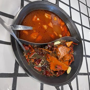 HAPPINESS HOT POT - Updated June 2024 - 300 Photos & 71 Reviews - 37140 ...