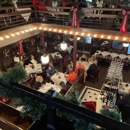 CAFE SBISA - Updated October 2025 - 1003 Photos & 713 Reviews - 1011 ...