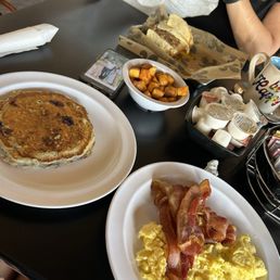 KK’S CAFE & CAKERY - Updated December 2025 - 56 Photos & 75 Reviews ...