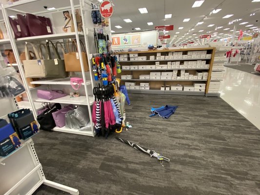 TARGET - Updated September 2025 - 77 Photos & 128 Reviews - 4515 E ...